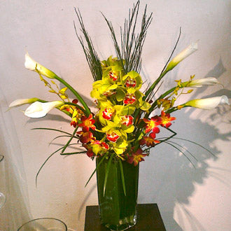 Contemporary Pleasure – Cherry Creek Custom Floral